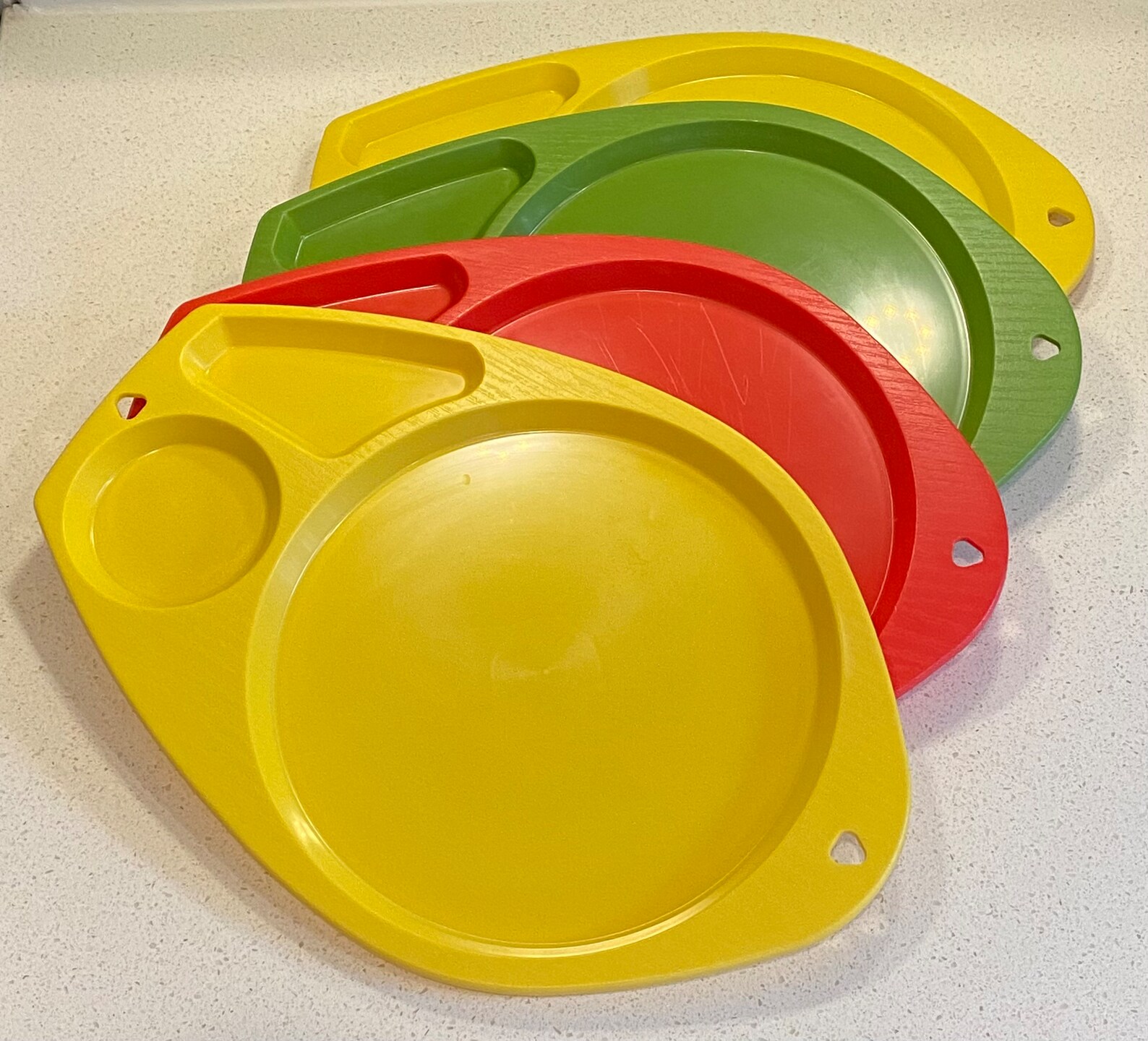 Vintage 1970's Plastic Picnic Plates - Etsy