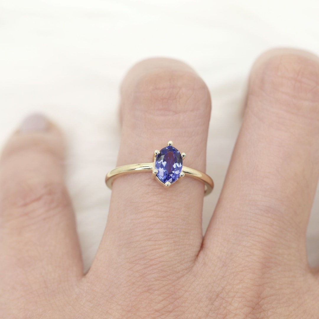 14k Oval Tanzanite Engagement Ring | 7x5mm Solitaire Natural Tanzanite ...