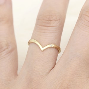 14k Diamond V Ring | 1.3MM Natural Diamond Ring | Chevron Ring ...