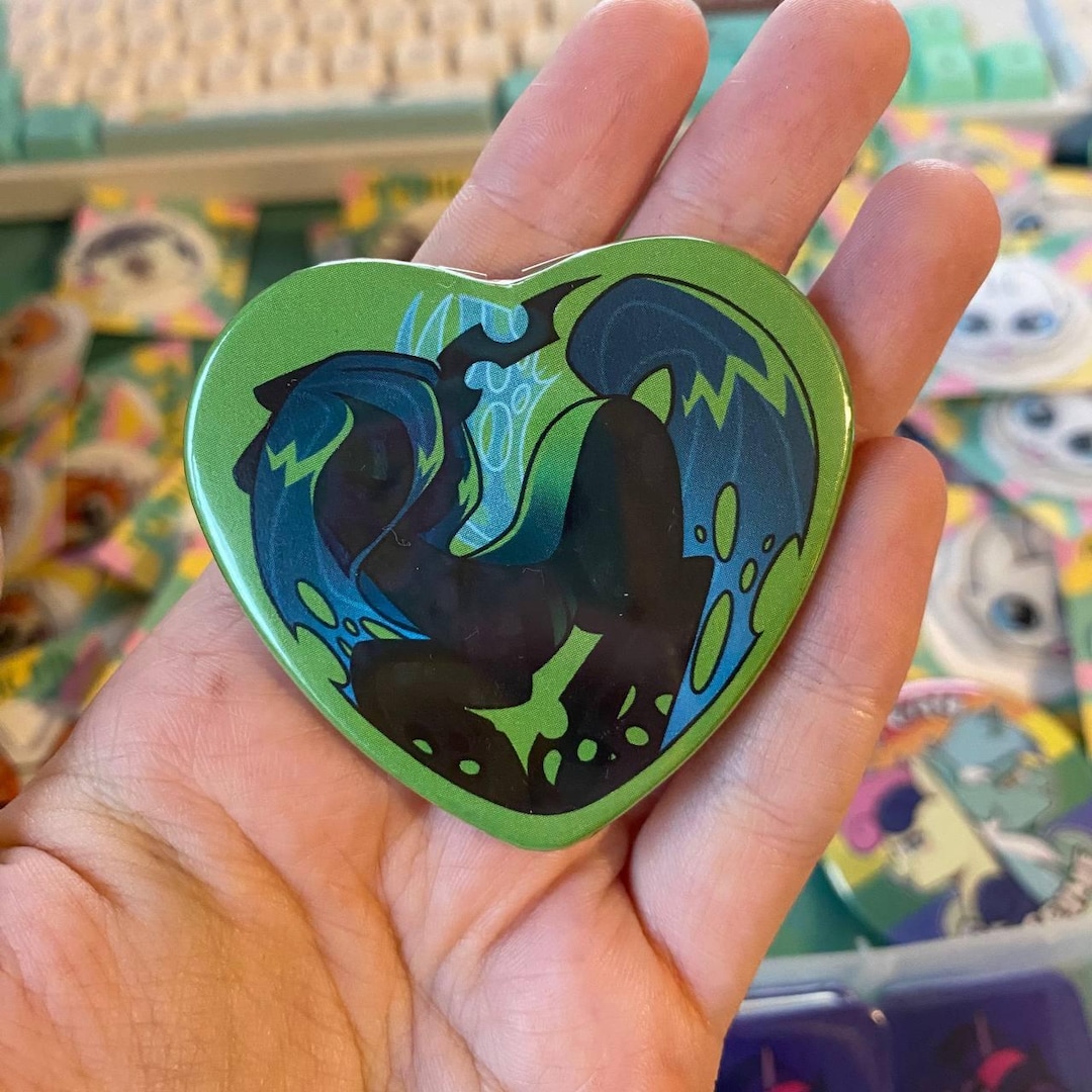 MLP Button | Queen Chrysalis Heart - Etsy
