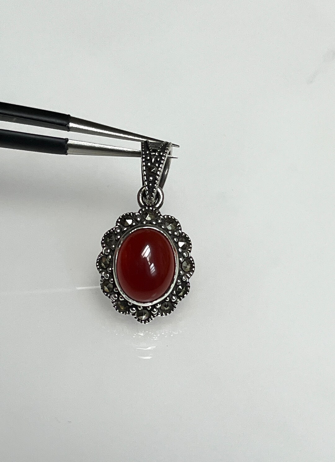 Vintage Red Agate Oval Scallop Border Silver Pendant Mica Accent Charm ...