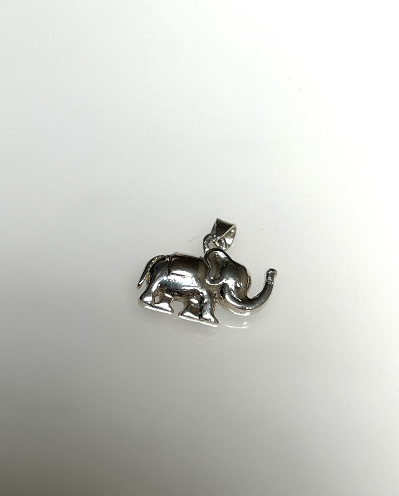Small Vintage 3D Elephant Silver Charm Safari Pendant for Bracelet ...