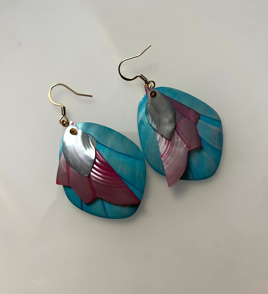 Rounded Kite Shape Pearl Layered Shell Earrings Mermaid Beach Look ...