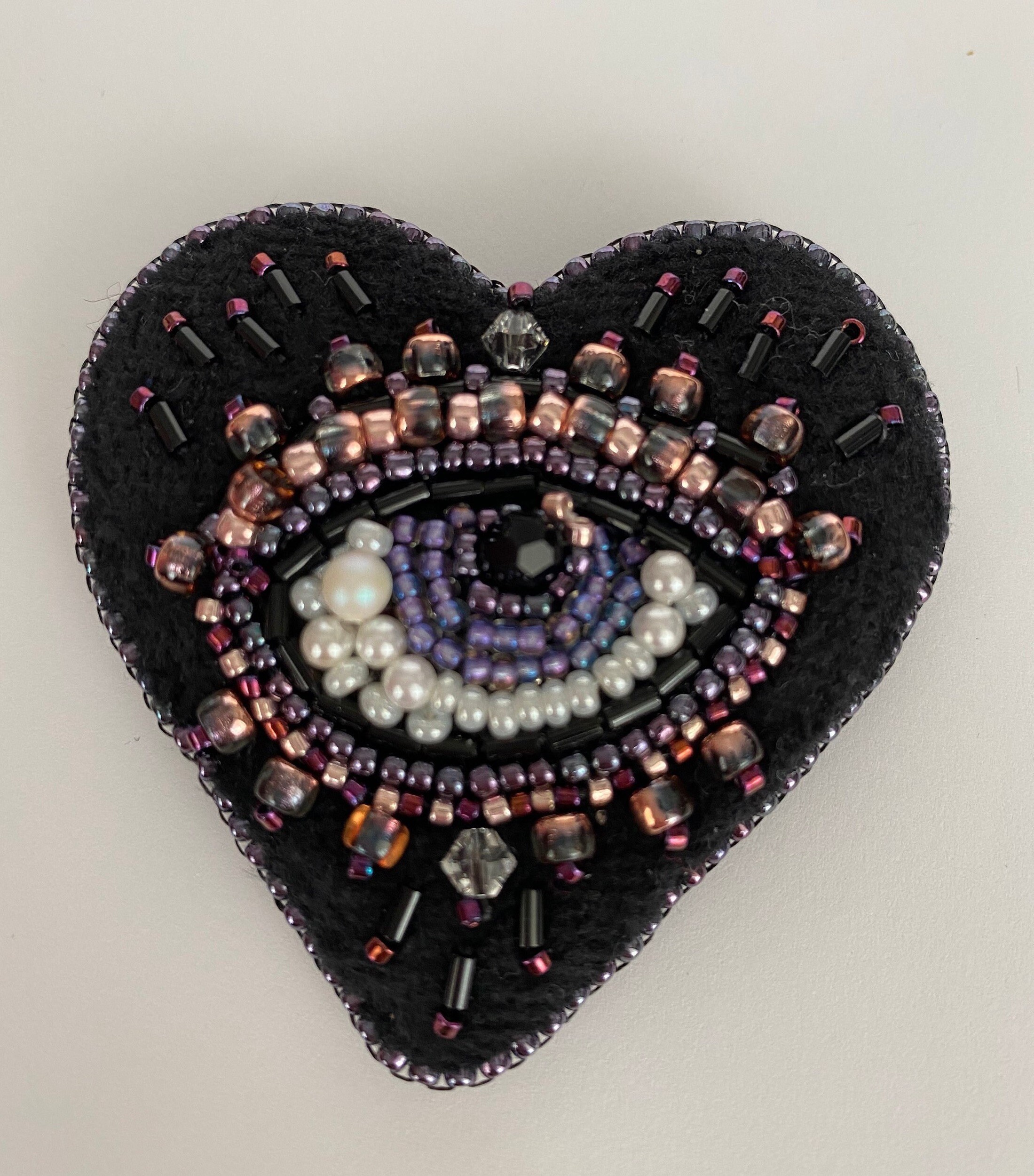 Red Heart Brooch Black Velvet Pin Evil Eye Embroidery Brooch Handmade ...