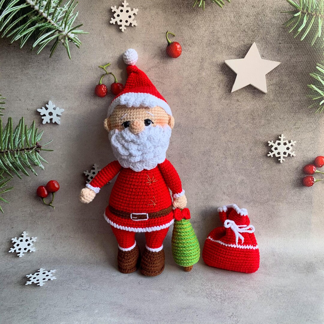 Santa Claus Toys, Santa Soft Toys, Soft Cuddly Santas, Santa With Gift ...