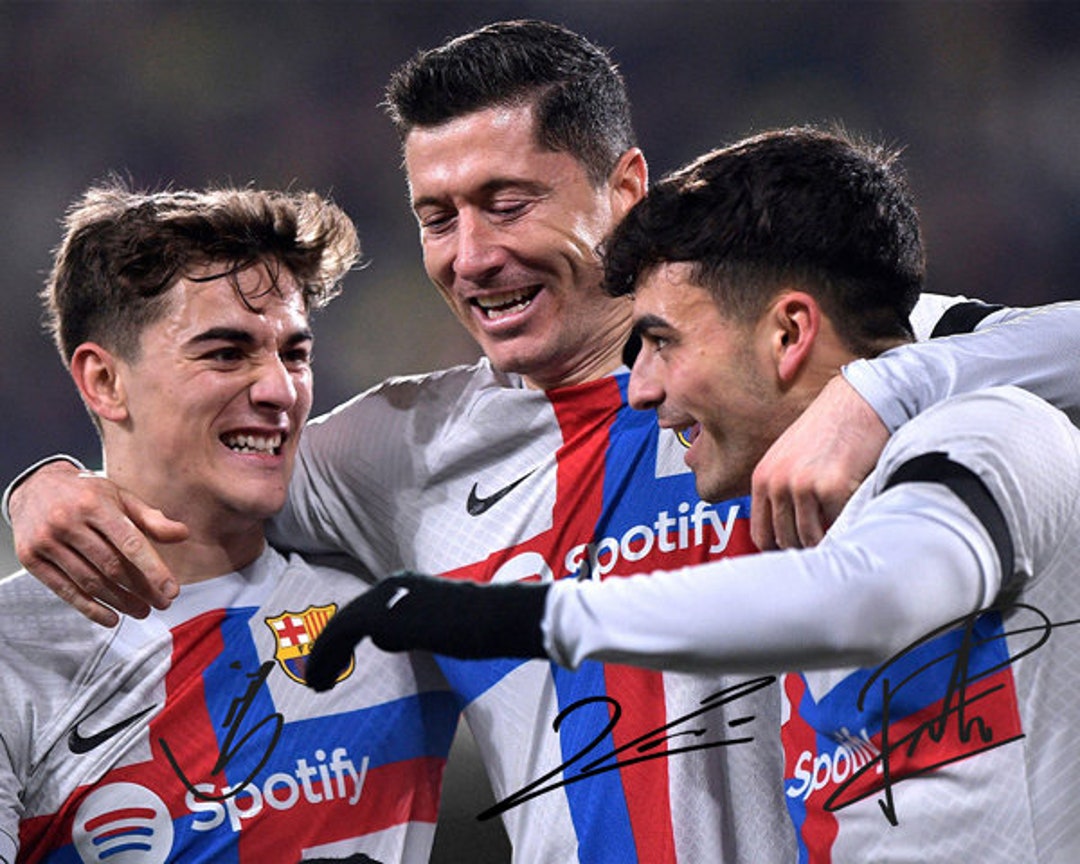 Robert Lewandowski Pedri Gavi Signed Photo Autograph Print Poster Wall ...