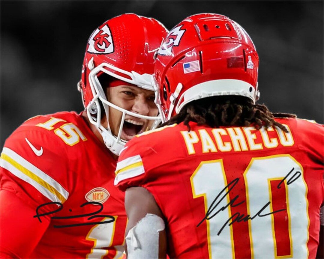 Patrick Mahomes Isiah Pacheco Kansas City Chiefs Signed Photo Autograph ...