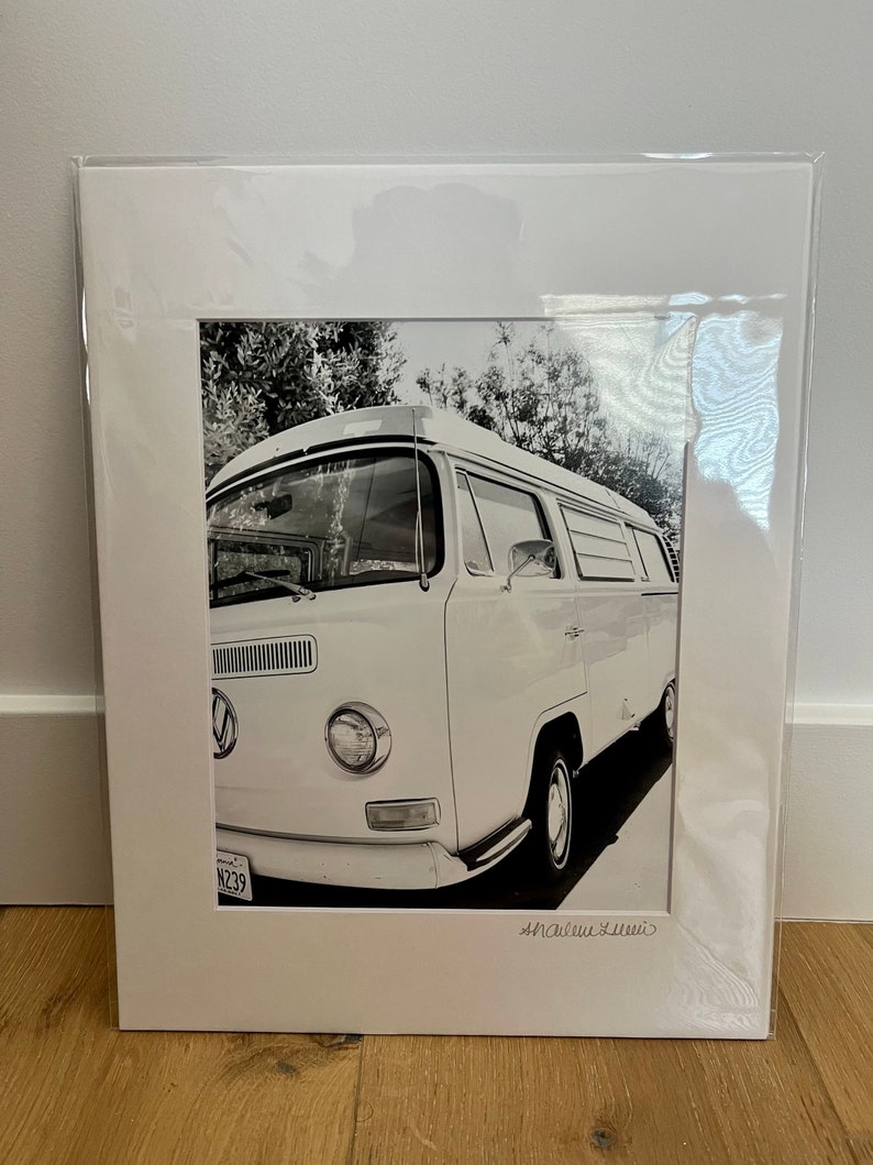Vintage Black & White VW Bus With Mat - Etsy