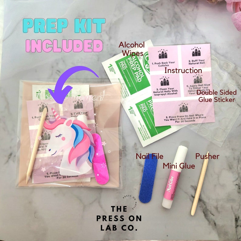 Classic French Tip Press on Nails - Reusable False Nails, Gel Nail Art ...