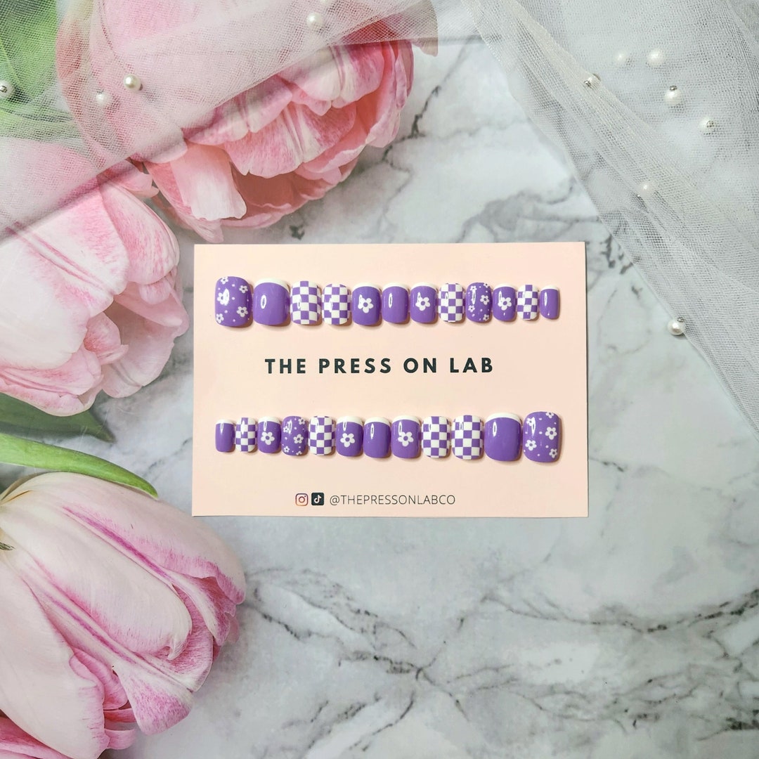24 Pcs Short Purple Daisy Checkerboard Press on Nail, Purple Flowers ...