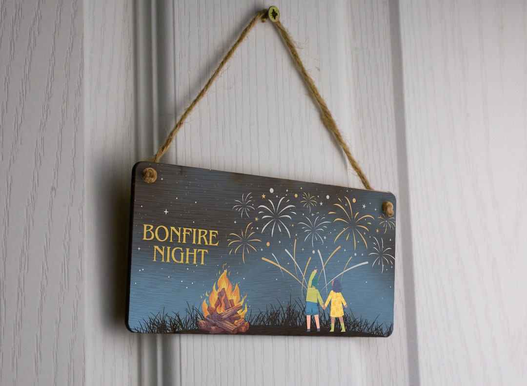 Bonfire Night – Autumn Bonfire Night Themed Plywood Hanging Room Sign ...