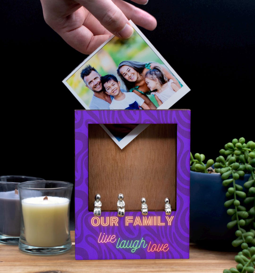 Family Love Laser Cut Plywood Photo Frame With Tin Figurine (inpolo ...
