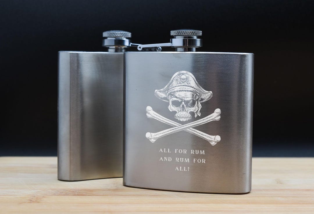 Jolly Roger Rum Lover's Flask hip-ds23-skullrumrg - Etsy