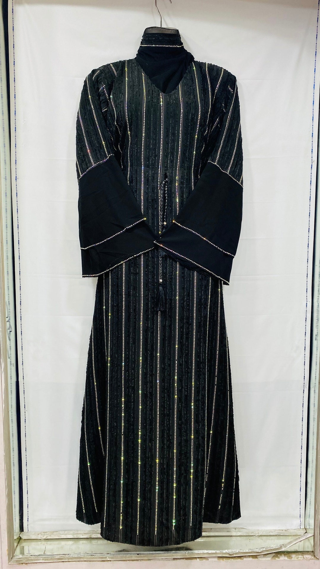 Stylish Dubai Abaya for Muslim Women, Beautiful Black Natural Fur With ...