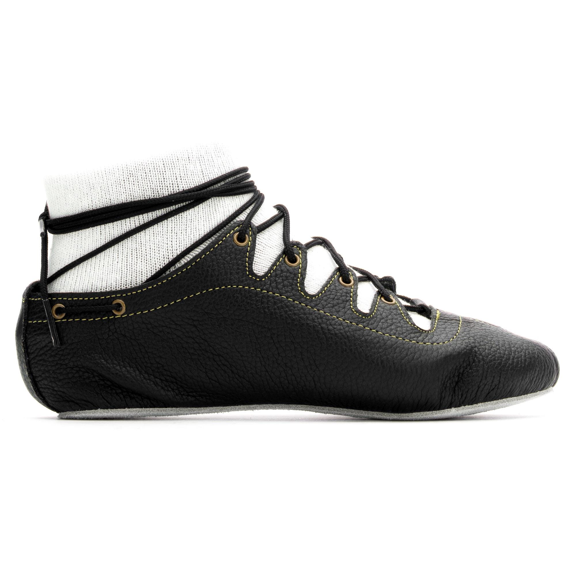 Highland Dance Pumps, Scottish Ghillie Dance Shoes, No Seam Dance Pumps ...