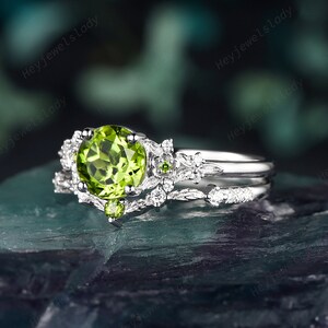 Vintage Round Shape Peridot Floral Engagement Ring Set, Unique 14K ...