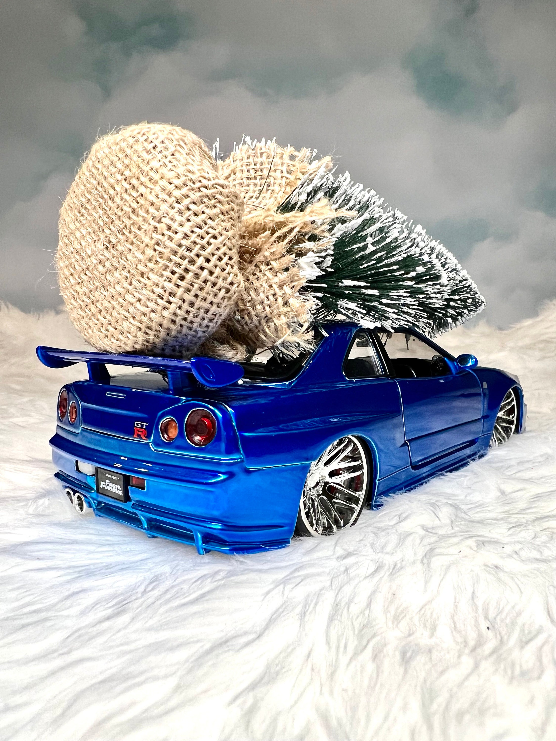 Nissan Skyline R34 GT-R Diecast Christmas Gift 1 24 Nissan Skyline ...