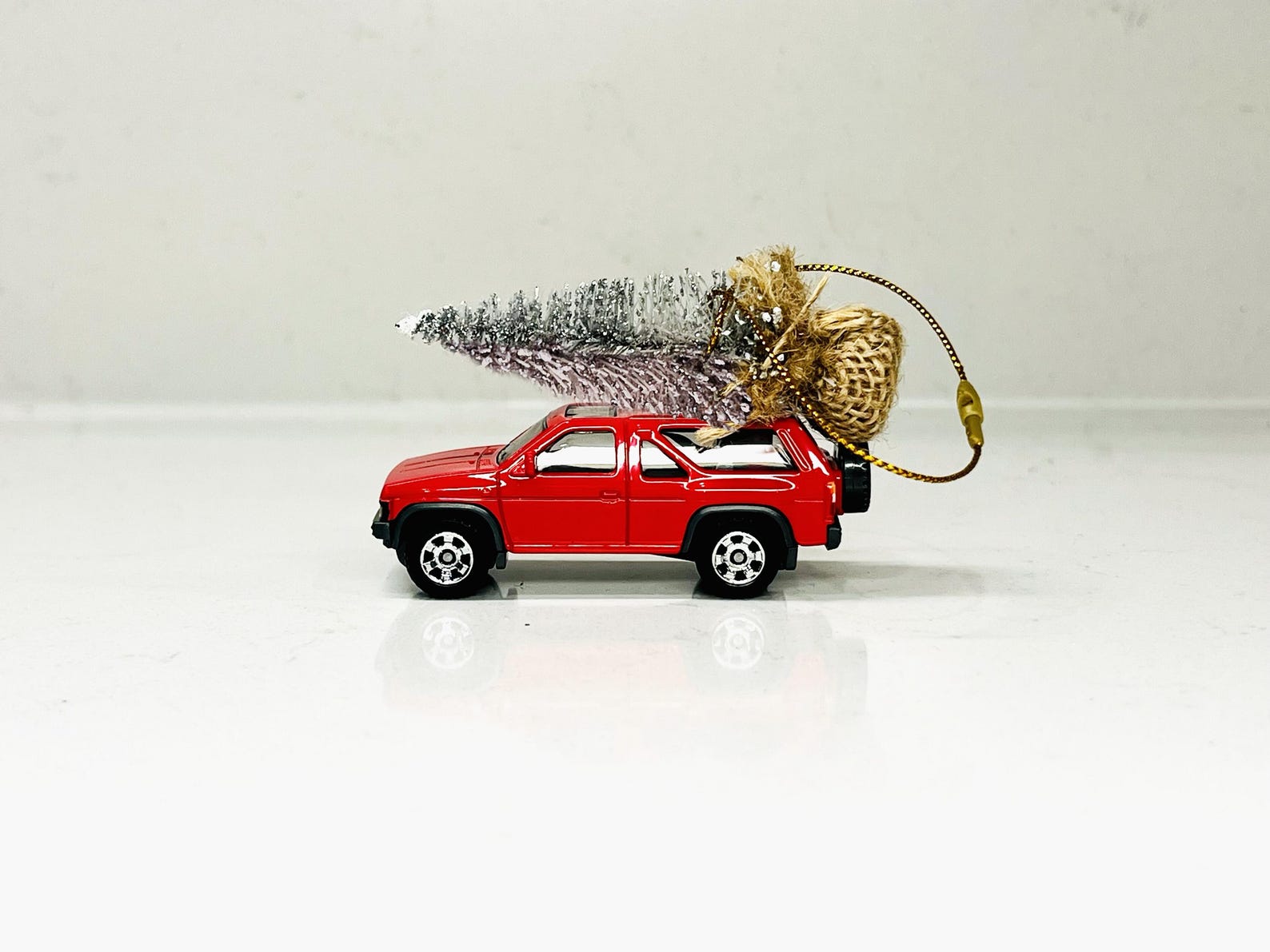 Red Nissan Pathfinder Christmas Ornament 1 64 Diecast Matchbox Nissan ...