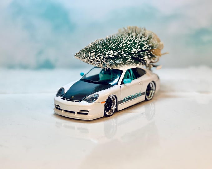 1 24 Porsche 911 GT3 RS With Christmas Tree Gift for Porsche Lover ...