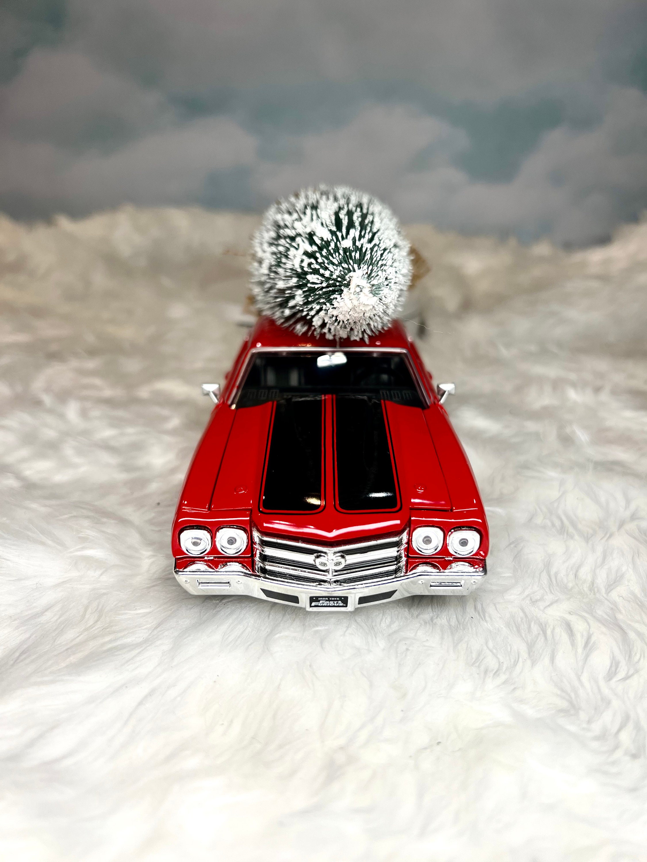 1 24 Diecast 1970 Chevrolet Chevelle SS With Christmas Tree Jada Dom's ...