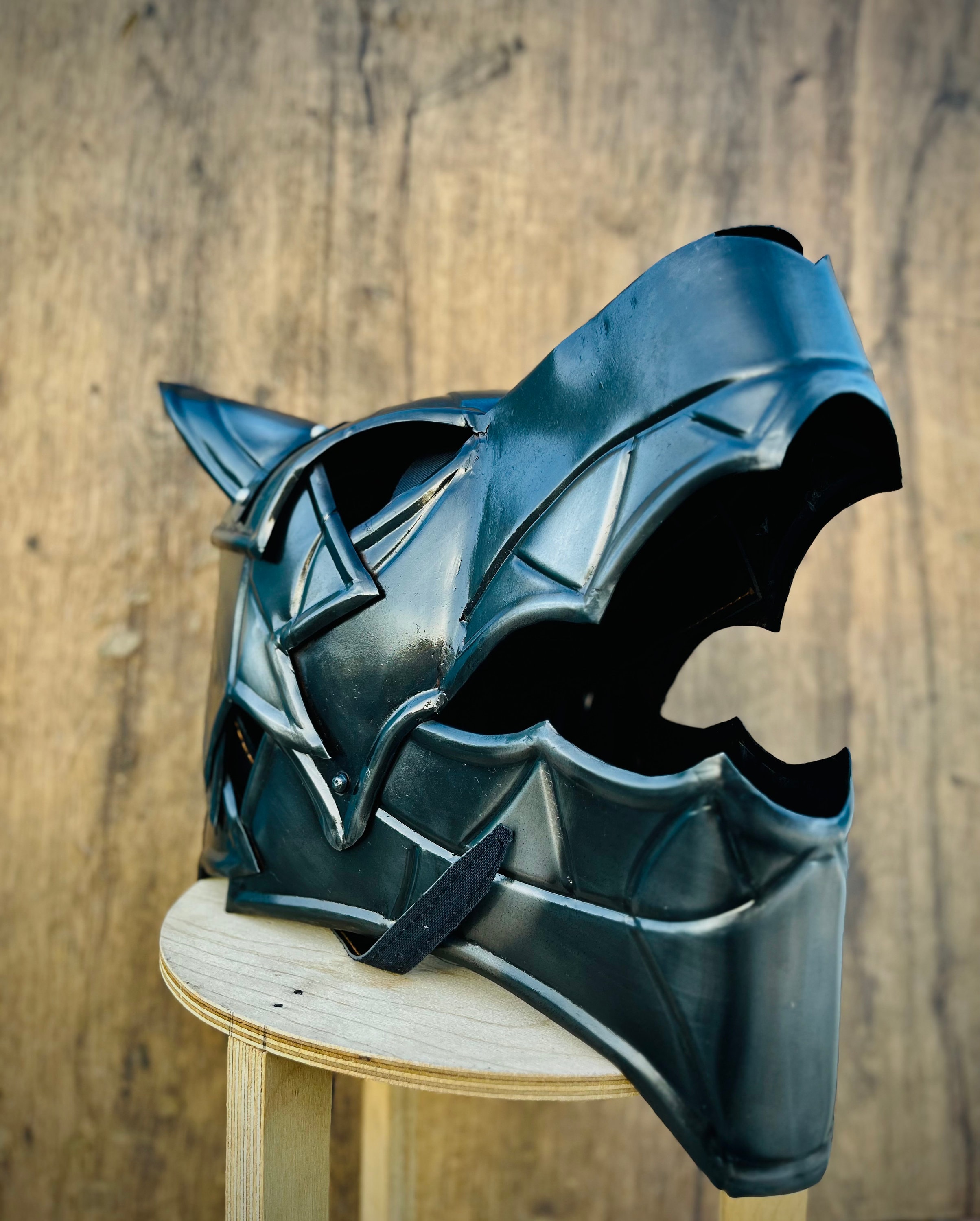 Wolf Premium Helmet, Blackened 18 Gauge Steel Medieval Great Wolf ...