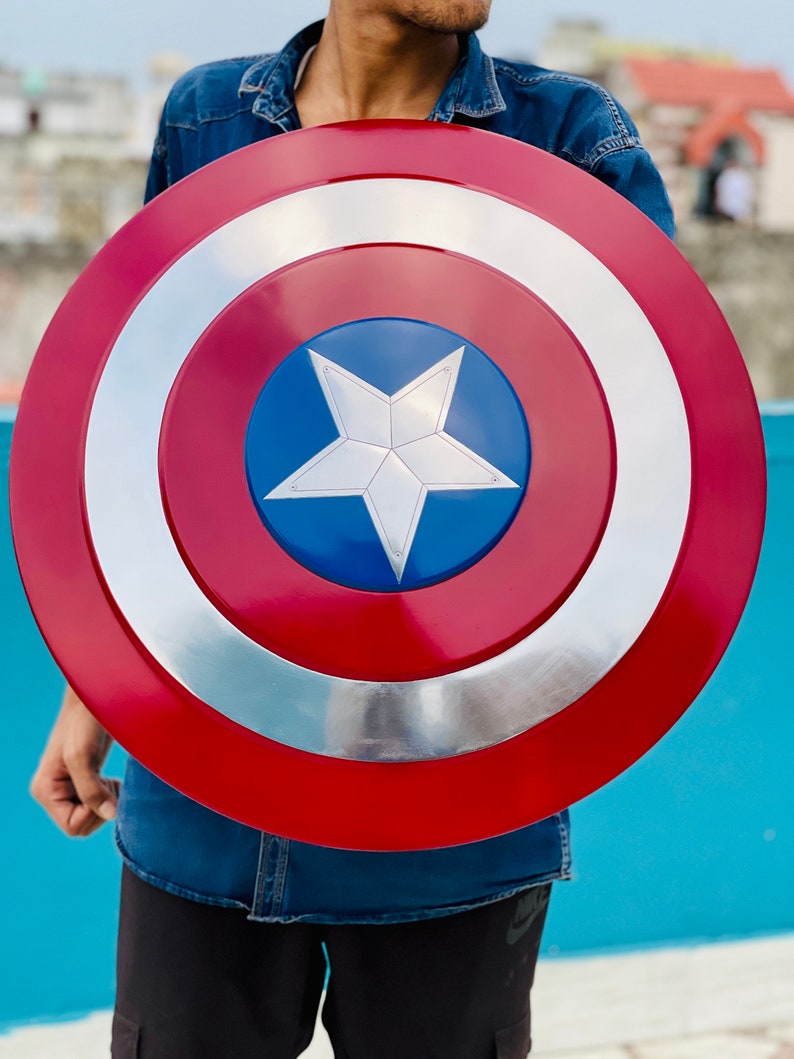 Authentic Captain America Shield and Thor Hammer Set for Epic Cosplay ...