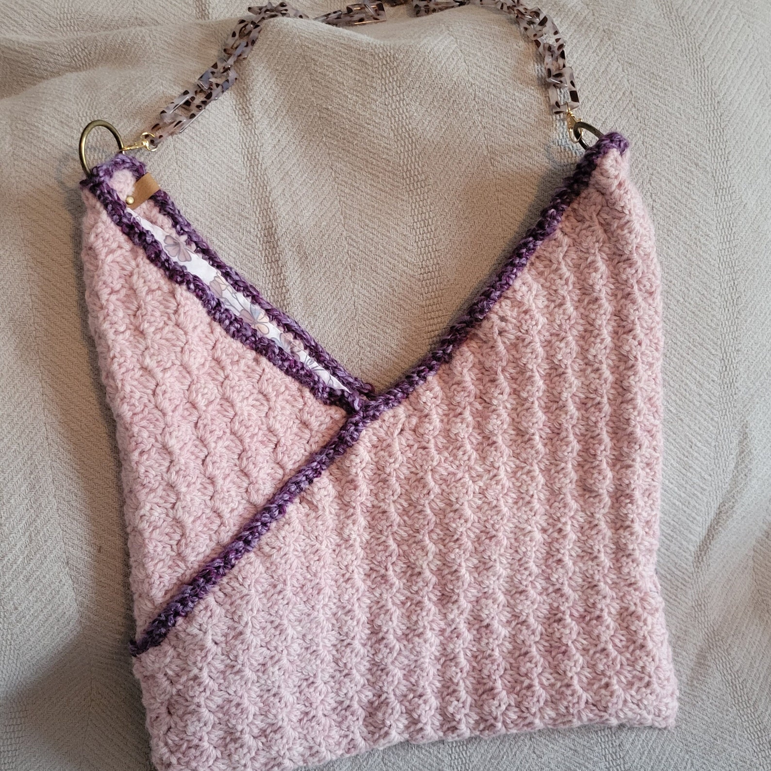 Corner to Corner Large Shoulder Bag With Plastic Strap - Etsy