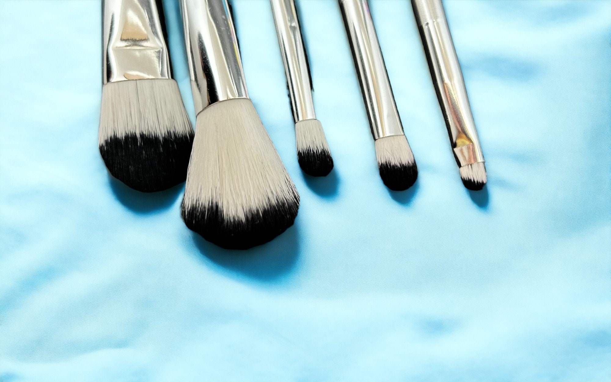 Beaded Make-up Brushes, Colorful Bead Handles, 5 Piece Set, Great Gifts ...