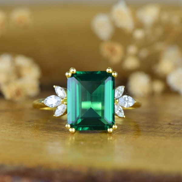 Emerald Green Ring - Etsy