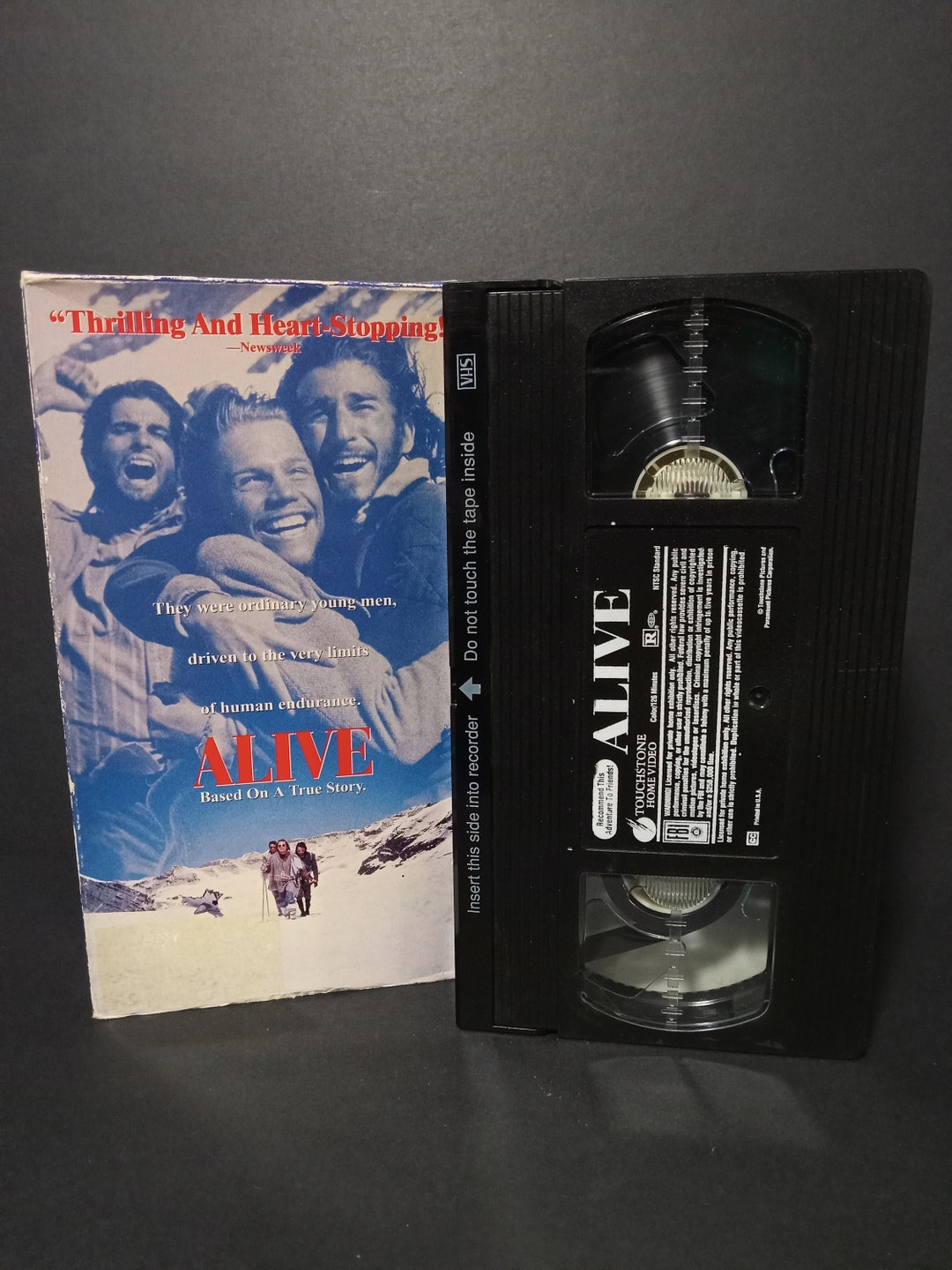 1993 ALIVE VHS Movie, Ethan Hawke, Vincent Spano, Drama/disaster Used ...