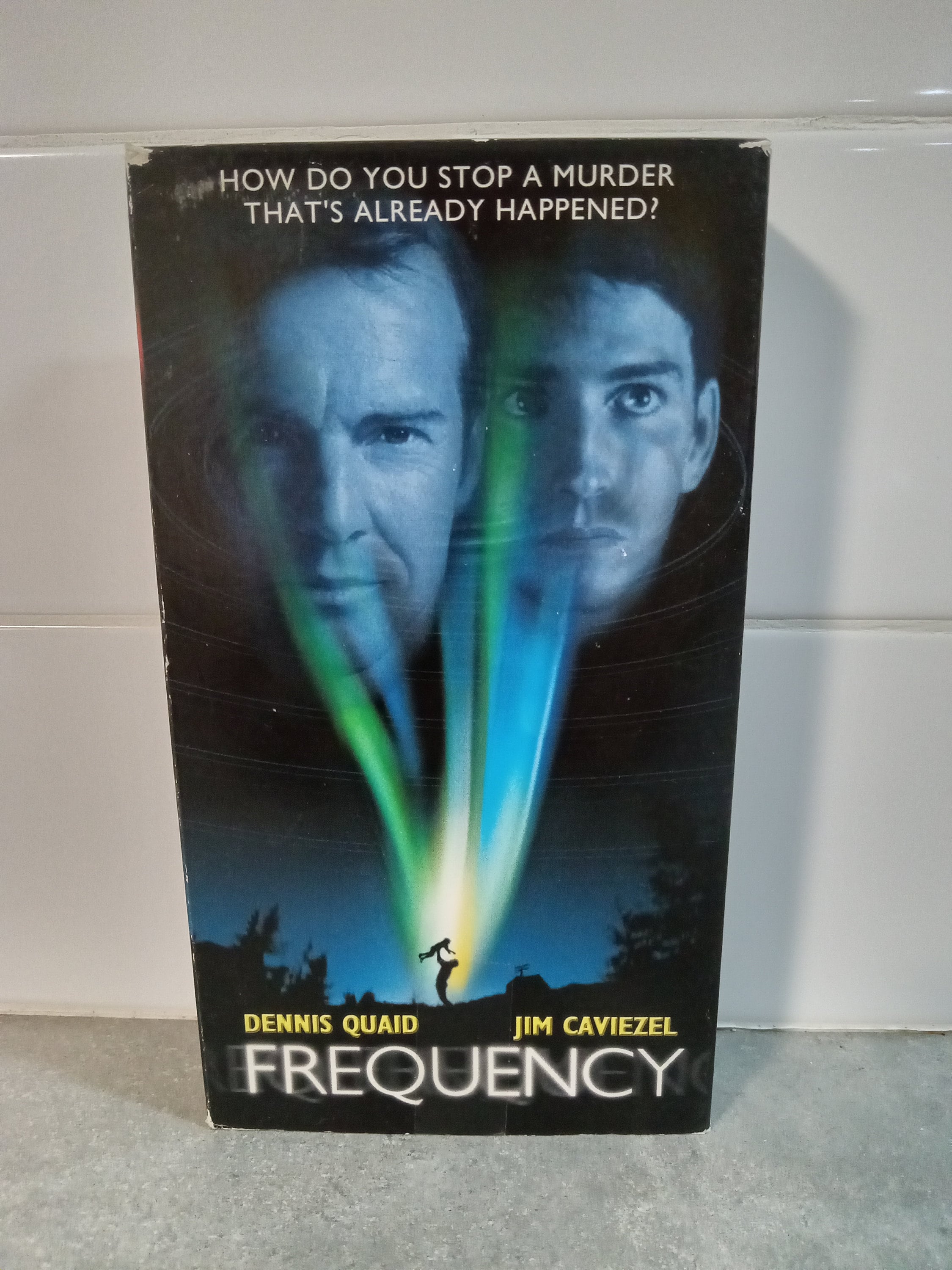 2000 Frequency VHS Movie Dennis Quad VHS Movie Collector Unique Gift ...