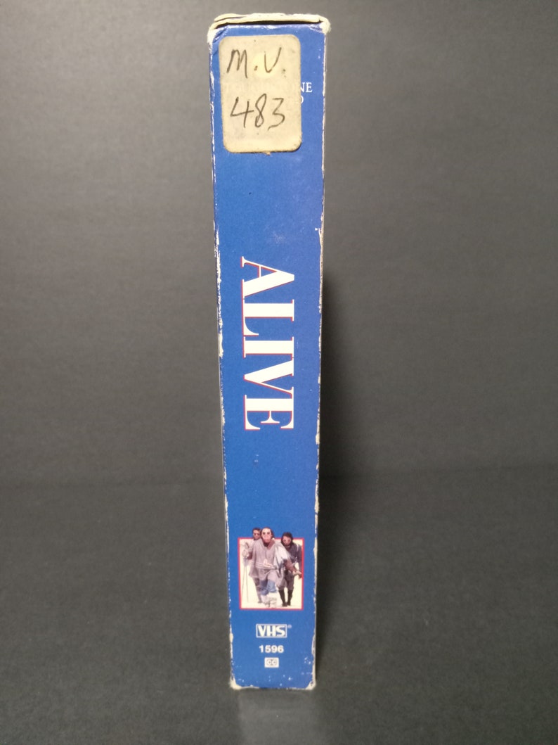 1993 ALIVE VHS Movie, Ethan Hawke, Vincent Spano, Drama/disaster Used ...