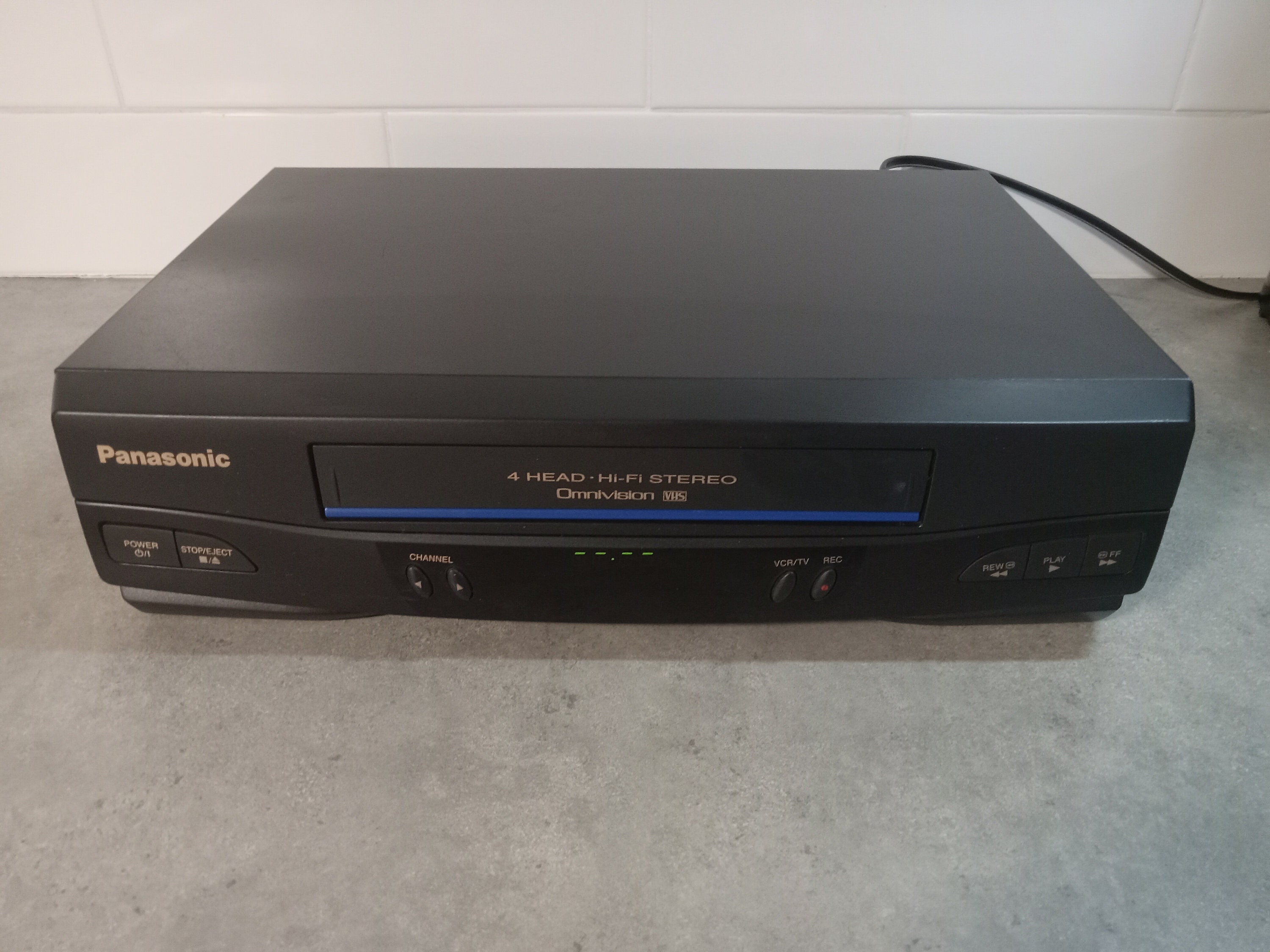 Vintage Panasonic 4 Head Hi-fi Stereo VCR Omni Vision VHS Cassette ...