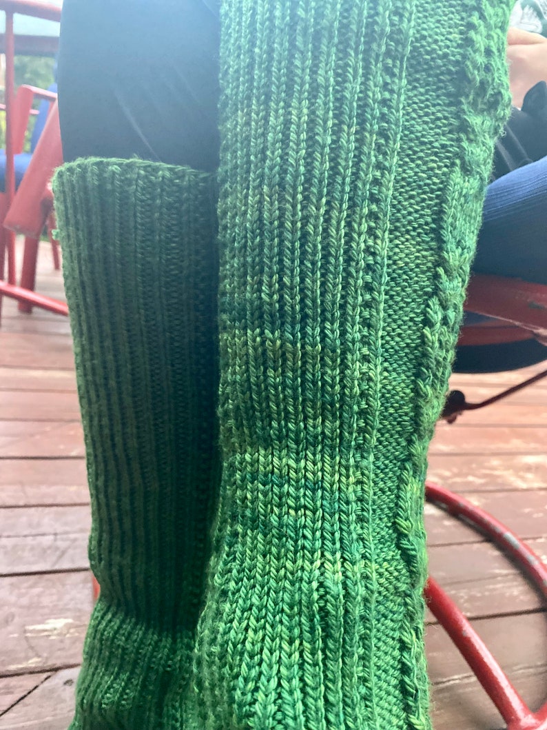 Knitting Pattern Gadou Leg Warmers Model, Warm Calves, Chinese Wiring ...
