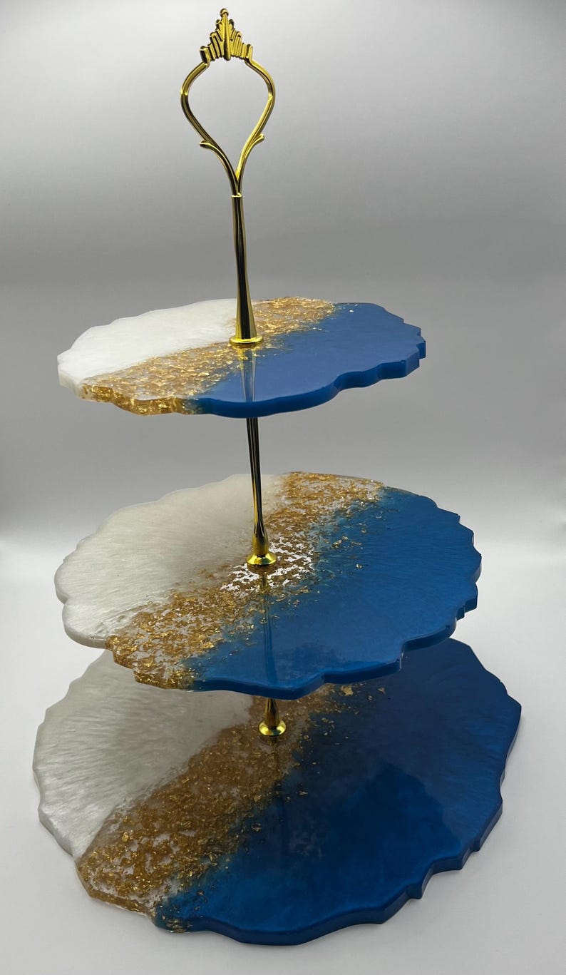Resin Cake Stand - Handmade - Etsy