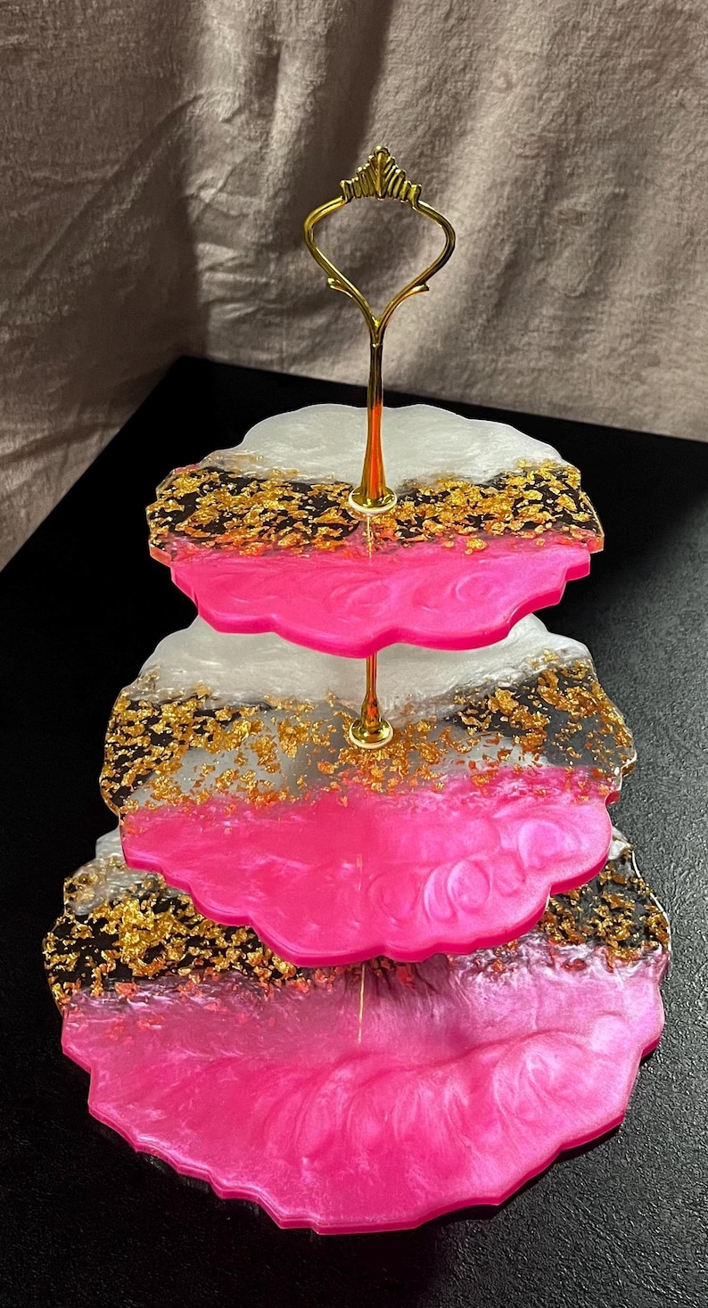 Resin Cake Stand - Handmade - Etsy