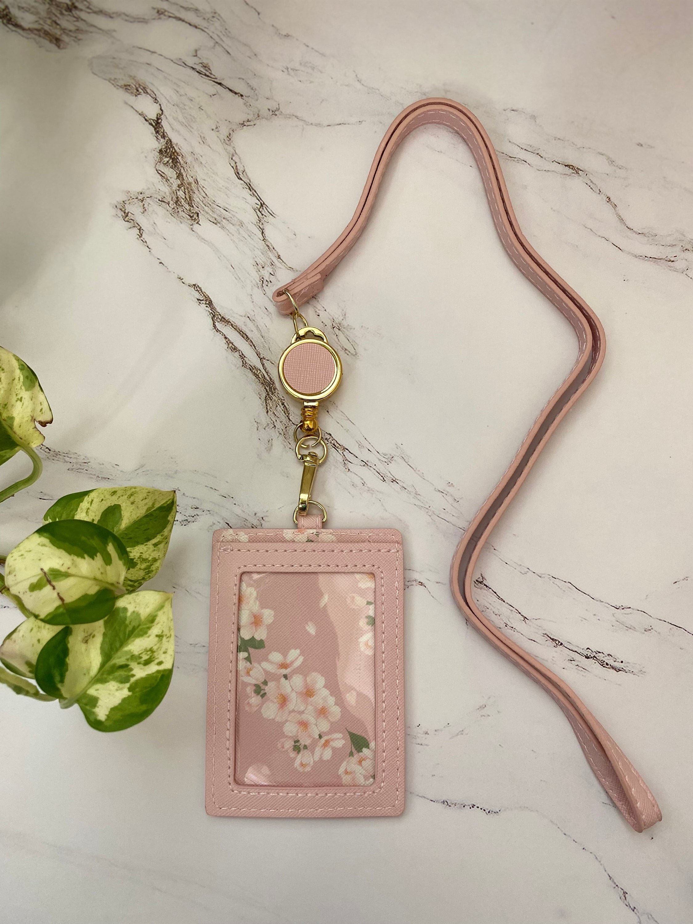 ID Badge Display With Credit Card Holder and Retractable Reel, Id Card ...