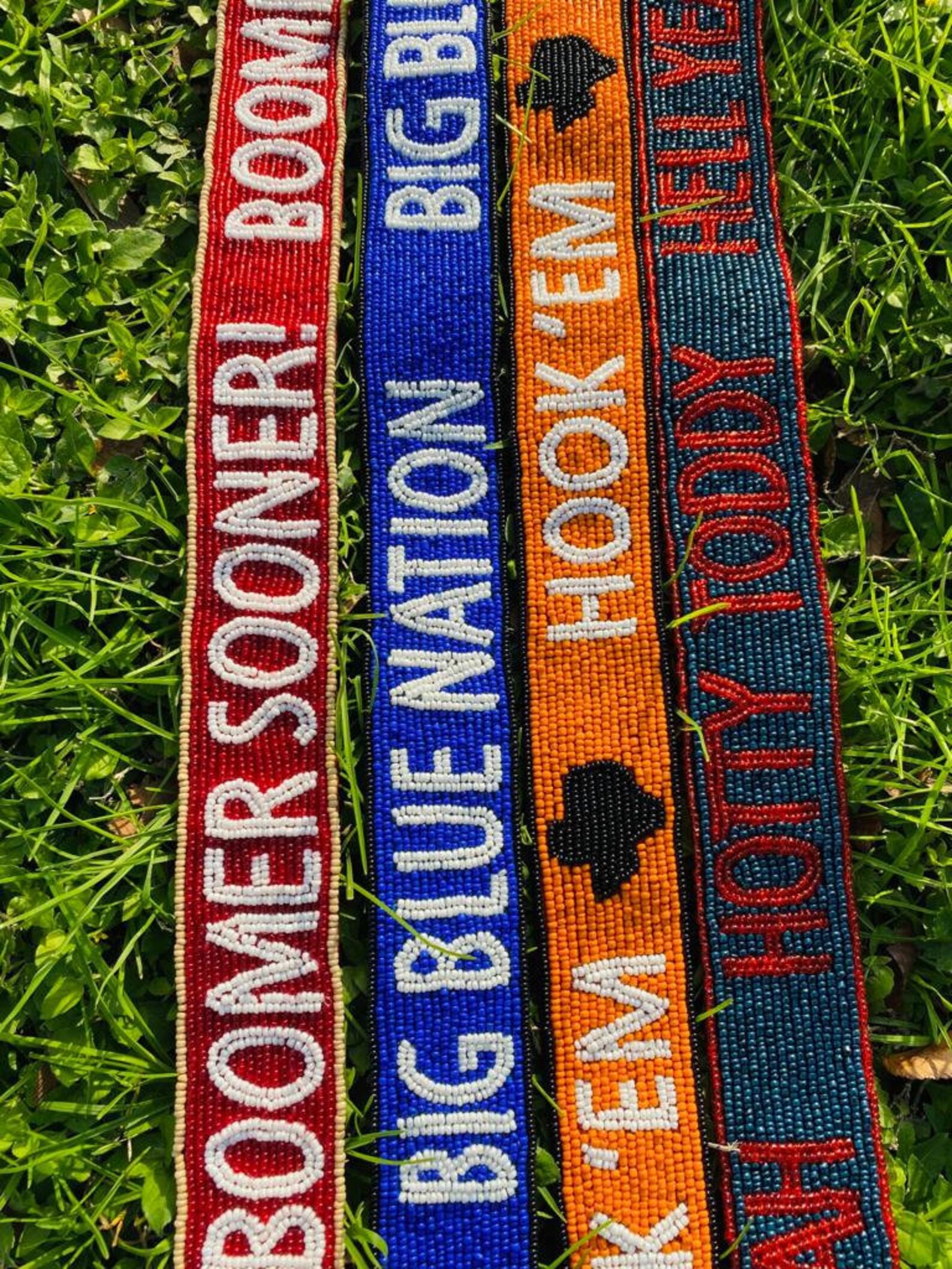Boomer Sooner, Hotty Toddy, Big Blue Nation, Hook 'em Beaded Purse ...