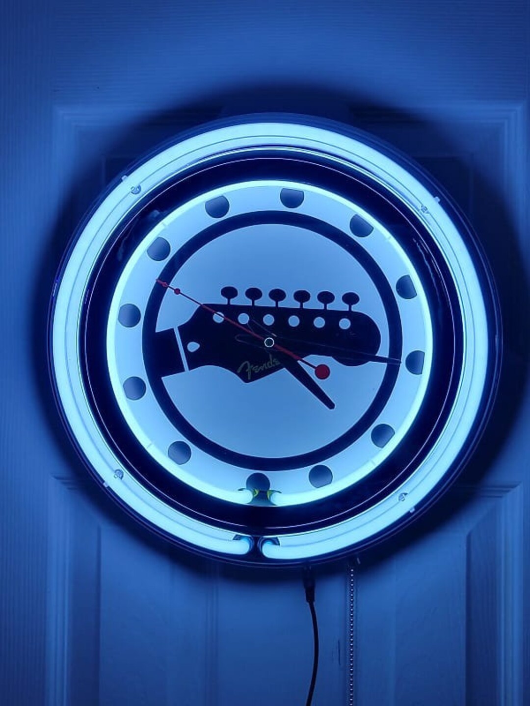 Fender Guitars Dealer Style Double Neon White Light Up Clock Killer ...