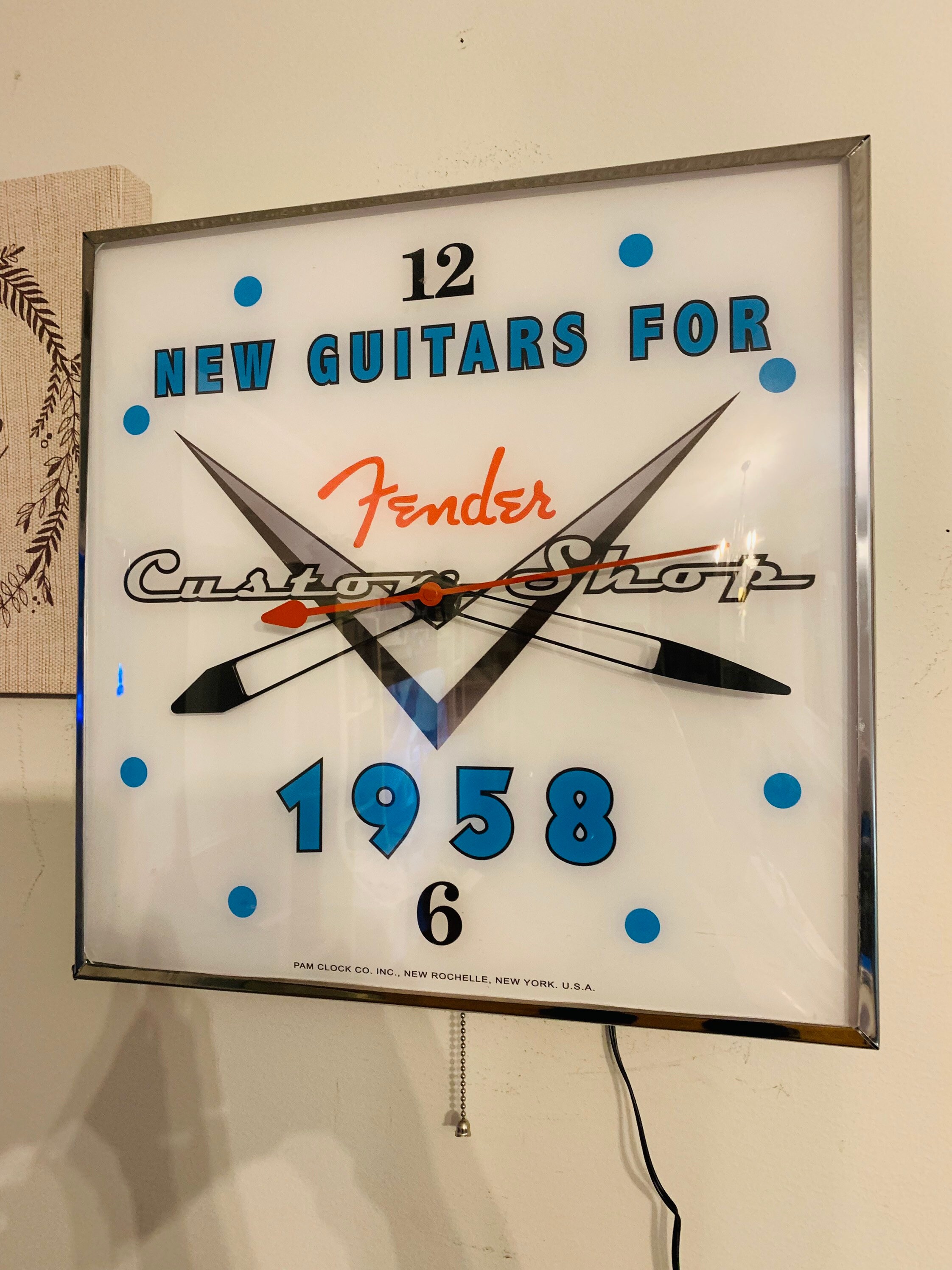 Fender Custom Shop Premium Light up Clock Dealer Style With White ...