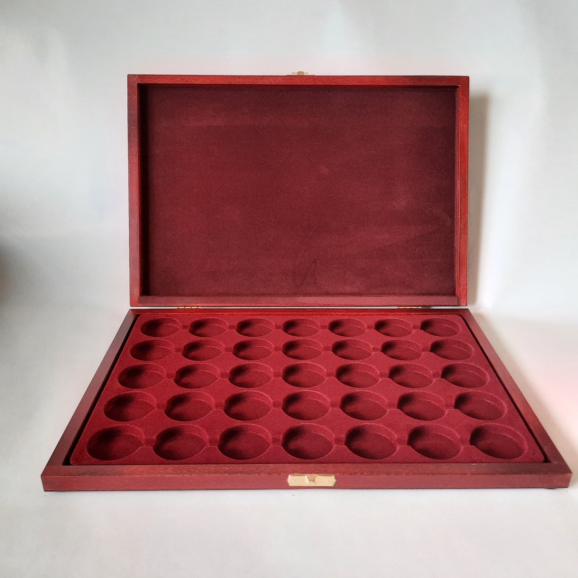Luxury Wooden Coin Tray, Presentation Cabinet Case, Capsules Collection ...
