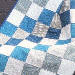 Handmade Blue and Cream Quilt - Etsy
