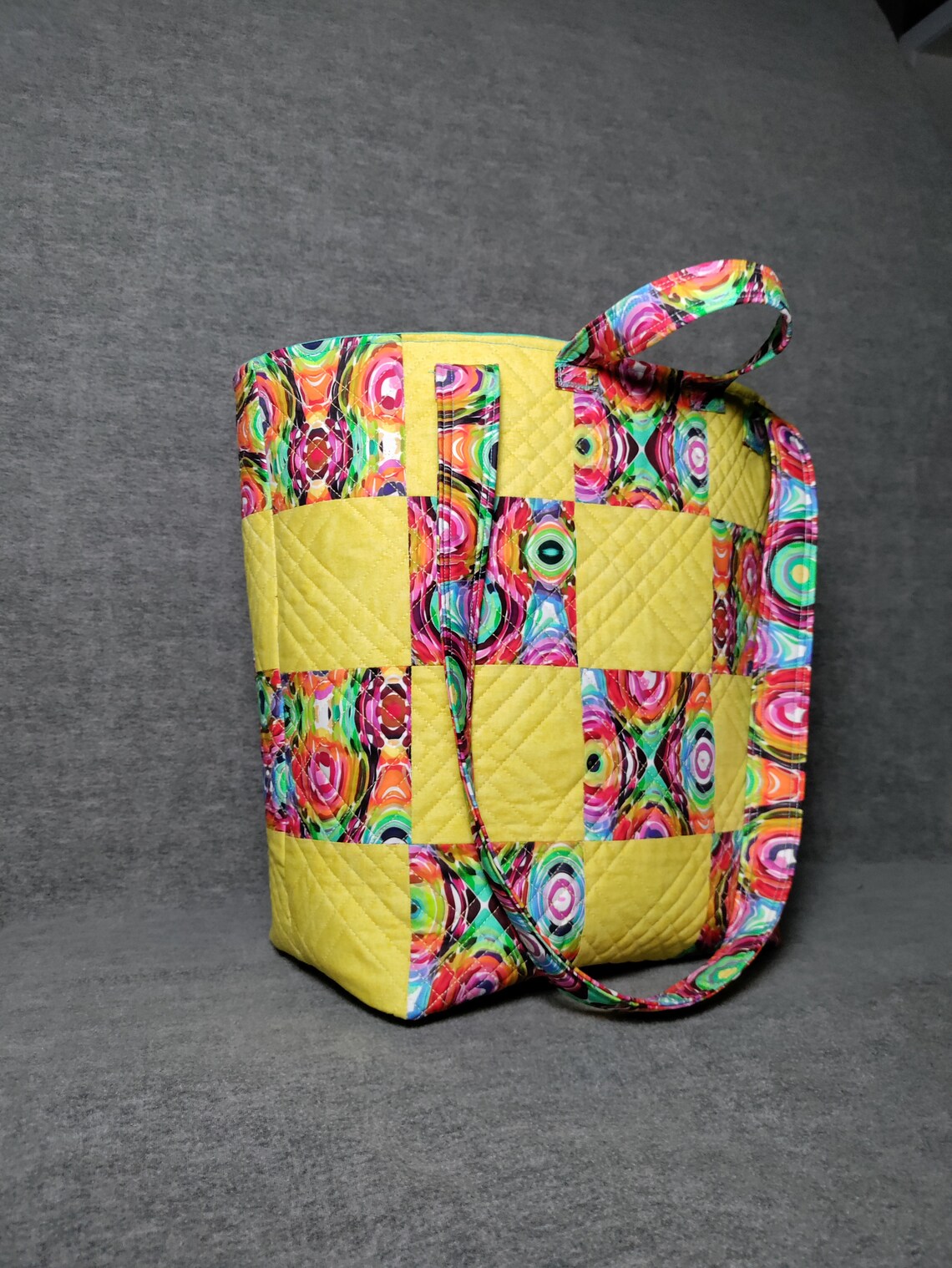 Large Bright Checkered Beach Tote. Open Top. Long and Short Handles ...