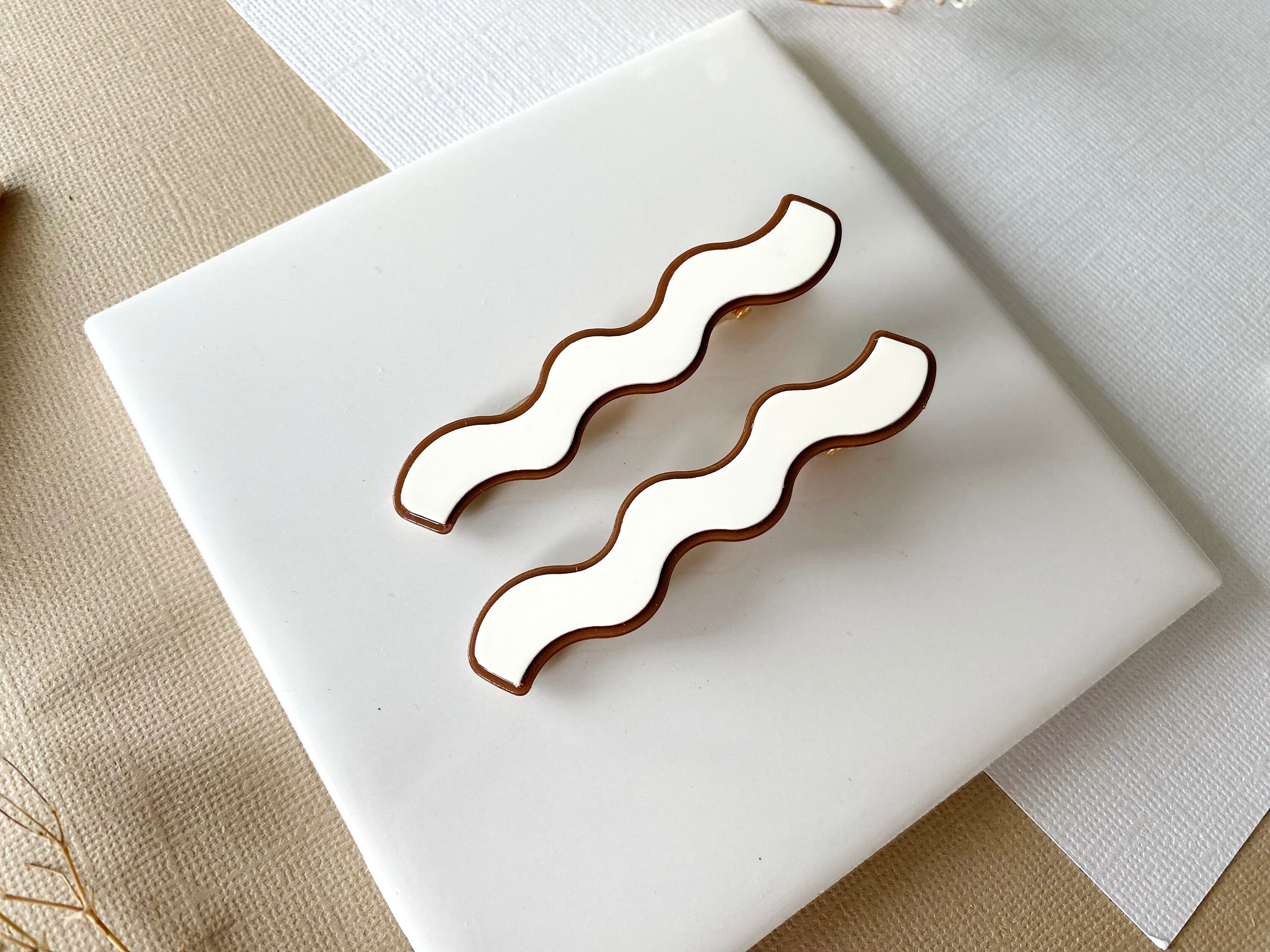 Wave Modern Clips Classic Acrylic Hair Clip, Barrette, Hair Accessories ...