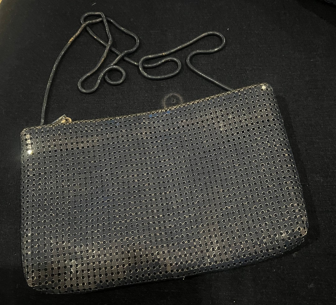 Vintage Carla Marchi Womens Carla MARCHI Navy Mesh Shoulder/crossbody ...