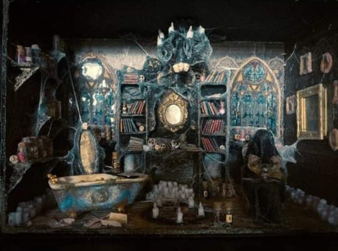 The House of Sorceress - Gothic Book Nook, Horror Lantern, Horror ...