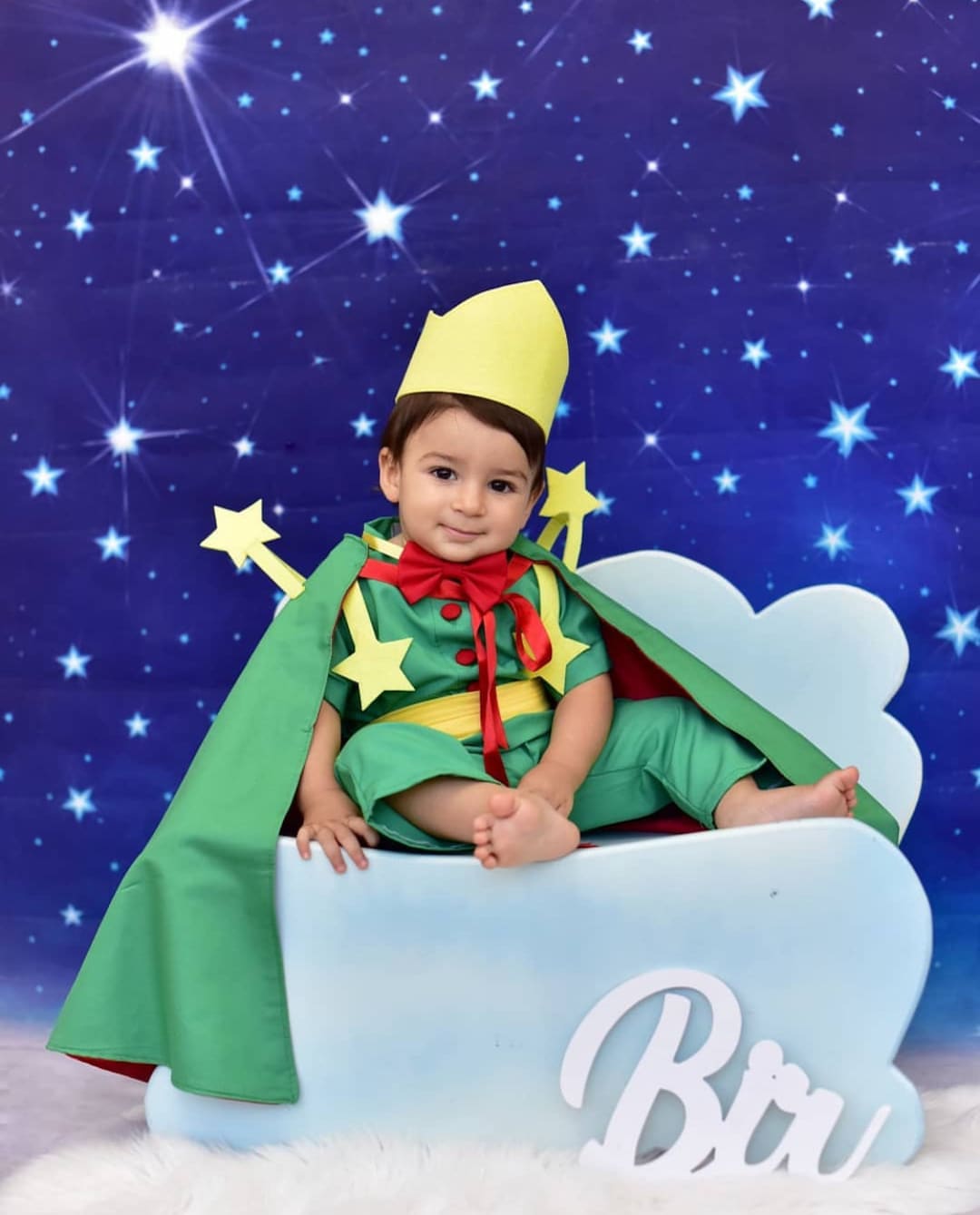 Royal Little Prince Costume Set With Green Cape and Star Epaulettes ...