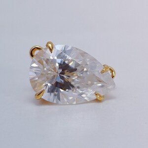 East West Prong Set Pendant, 2 Ct Pear Cut Moissanite Wedding Pendant ...