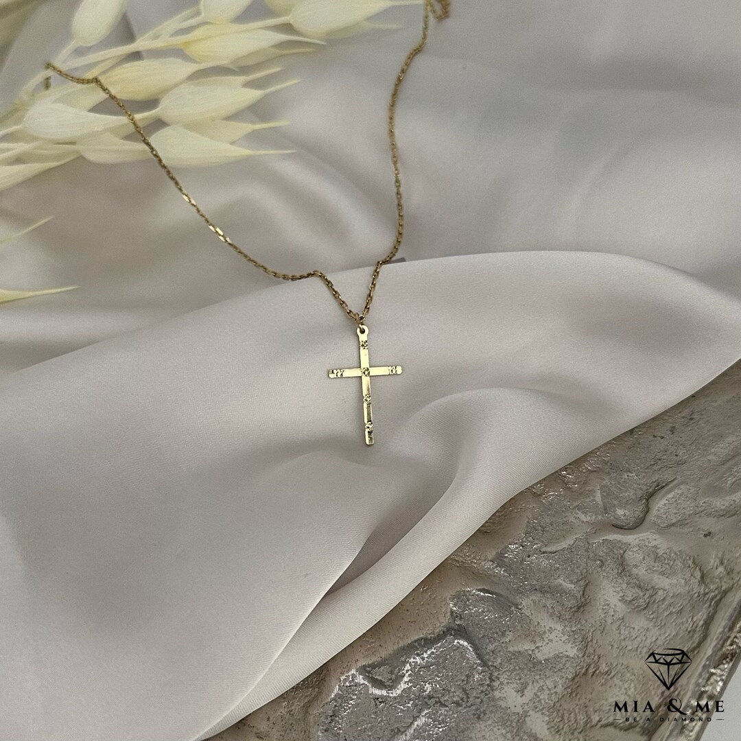 Cross Pendant in 333 Gold / 8 Carat Gold Cross With Diamonds - Etsy