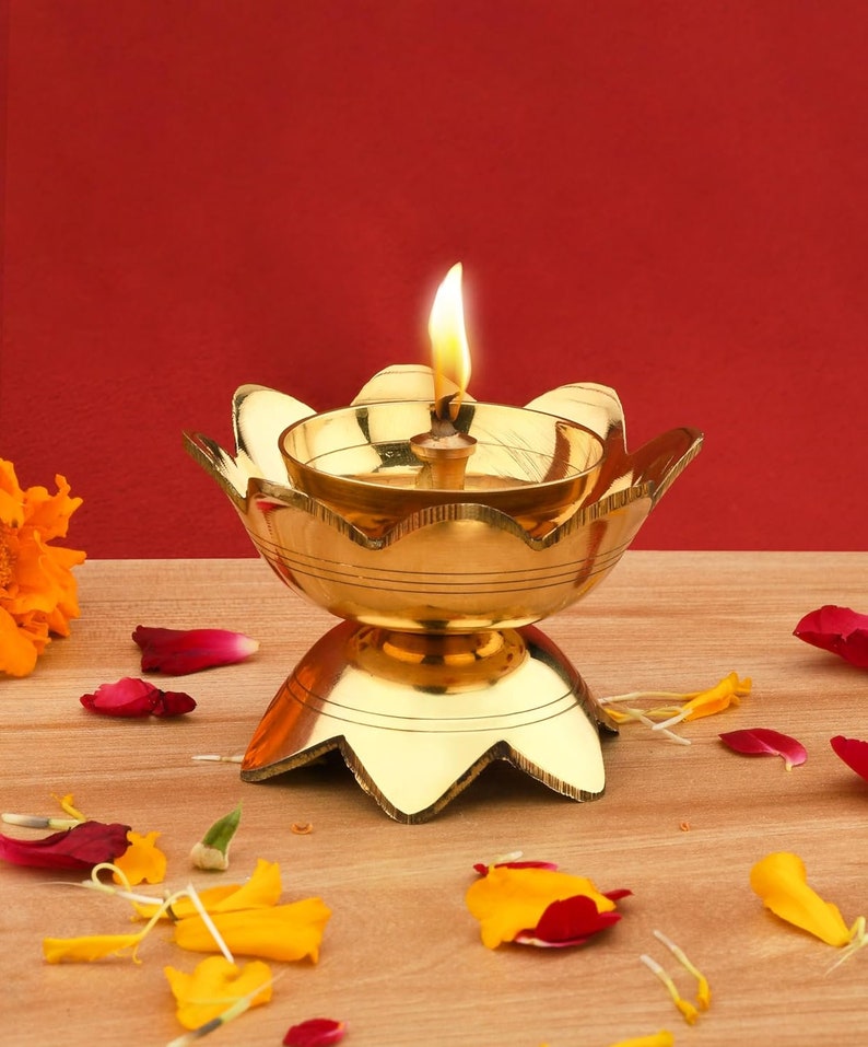 Shreeyaash Brass Diwali Diya Lamp Pooja Diwali Decoration Items Flower ...
